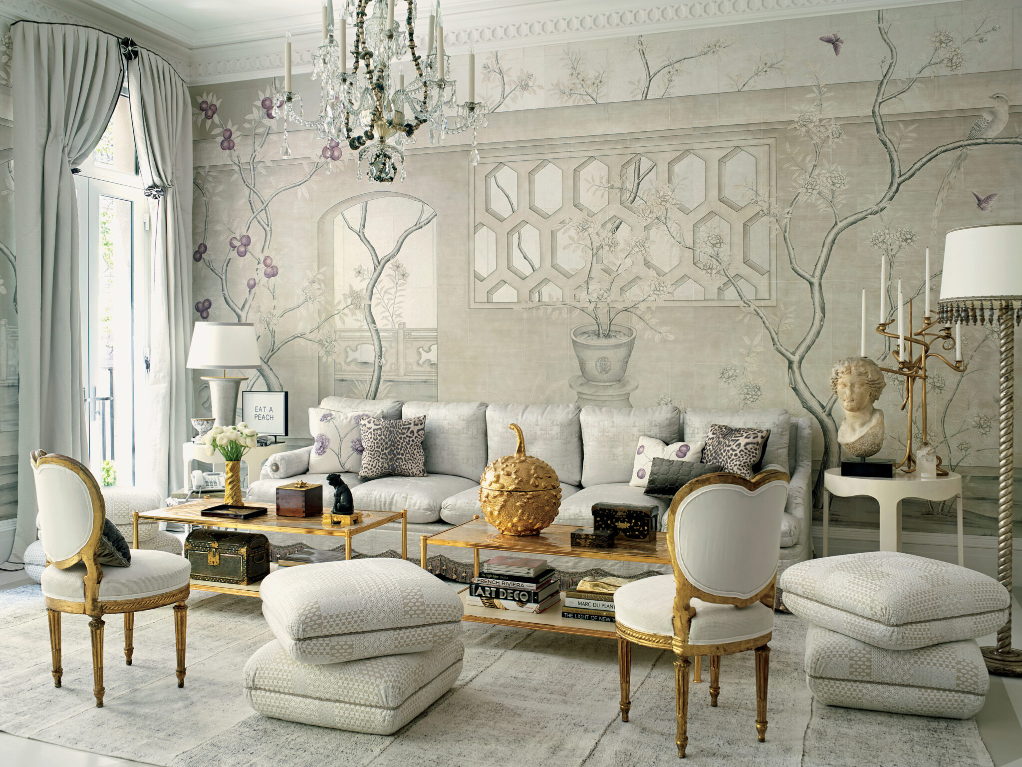 The Art of Gracie: The Ultimate Guide to Iconic Hand-Painted Wallpapers