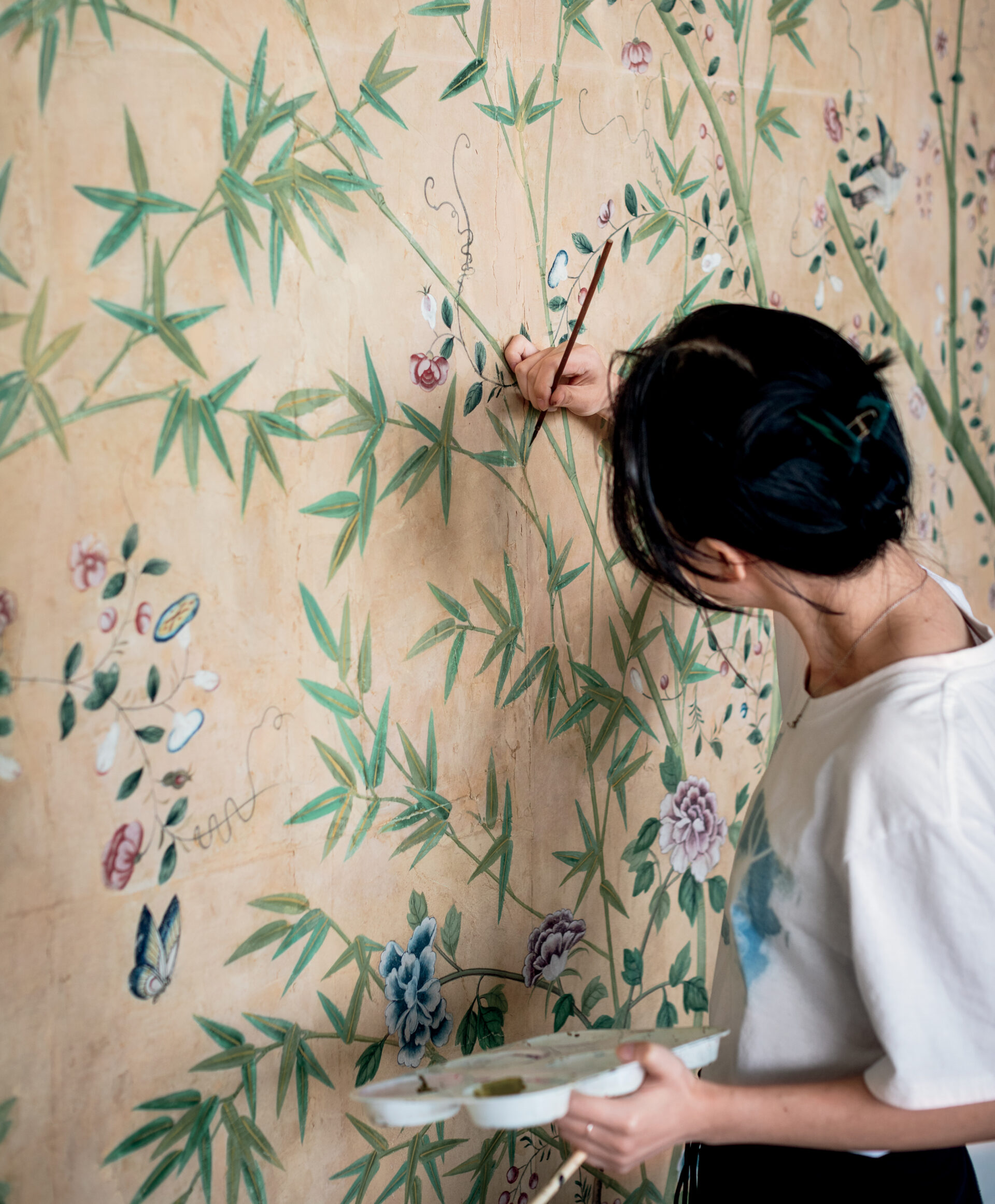 The Art of Gracie: The Ultimate Guide to Iconic Hand-Painted Wallpapers