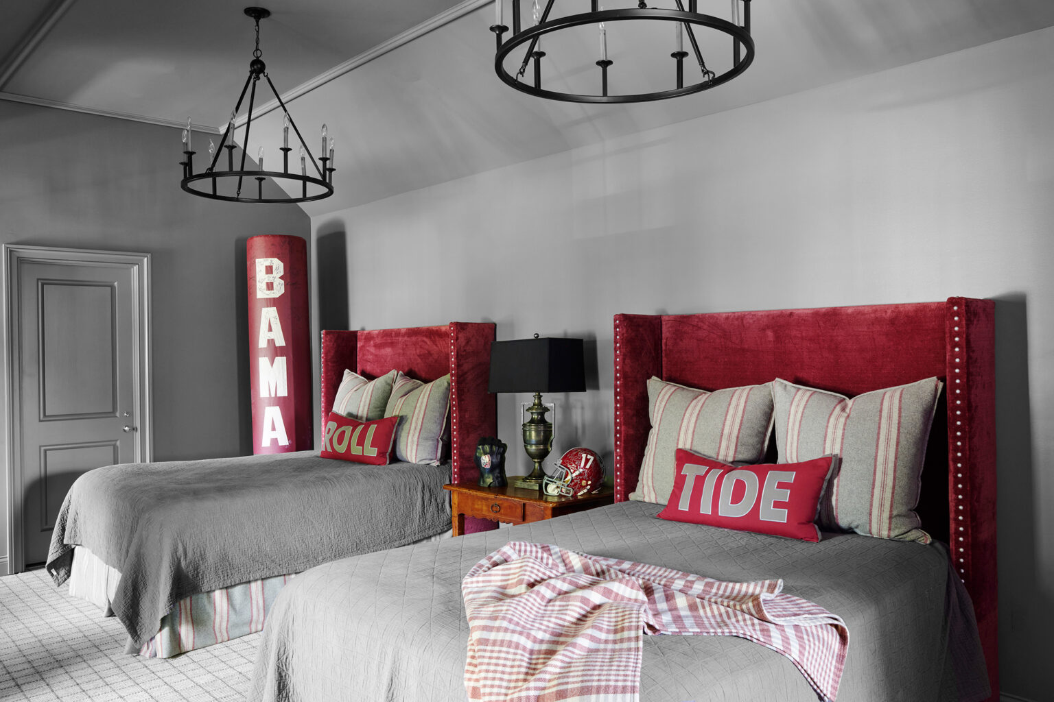Inside Tuscaloosa Tailgate Haven: Stunning Crimson Tide Home