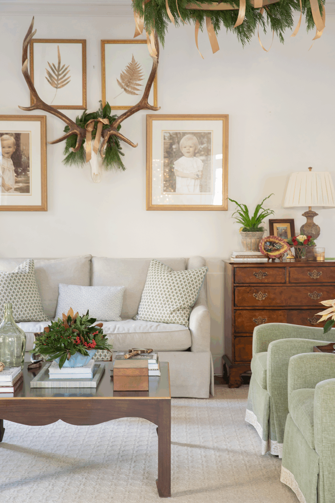 Timeless Holiday Decorating Tips from Designer Tori Johnston